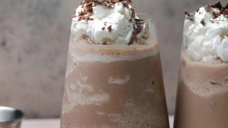 How to make Ice Hot Chocolate Recipe - All Recipes for Chocolate